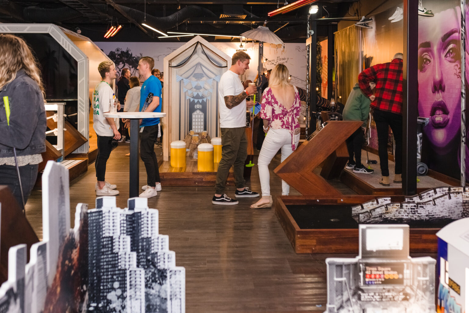 Hey Caddy Rockingham | Mini Golf & Bar | Perth